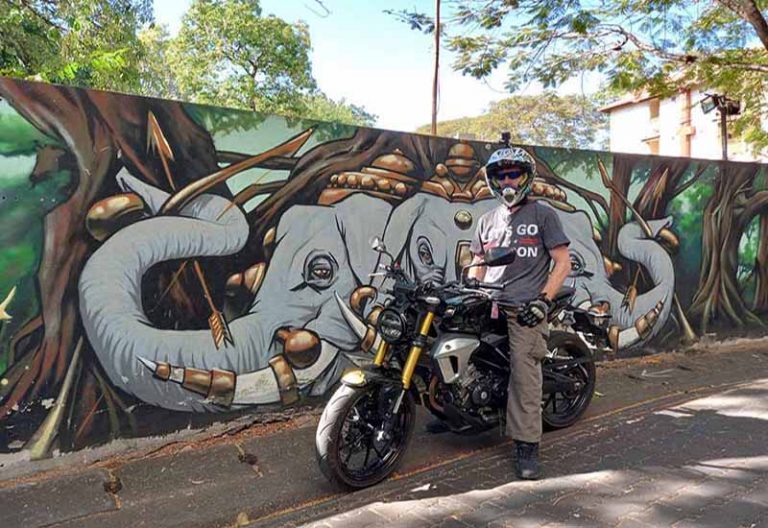 Garmin Zumo XT vs. Zumo XT2: The Ultimate Adventure Motorcycle GPS ...