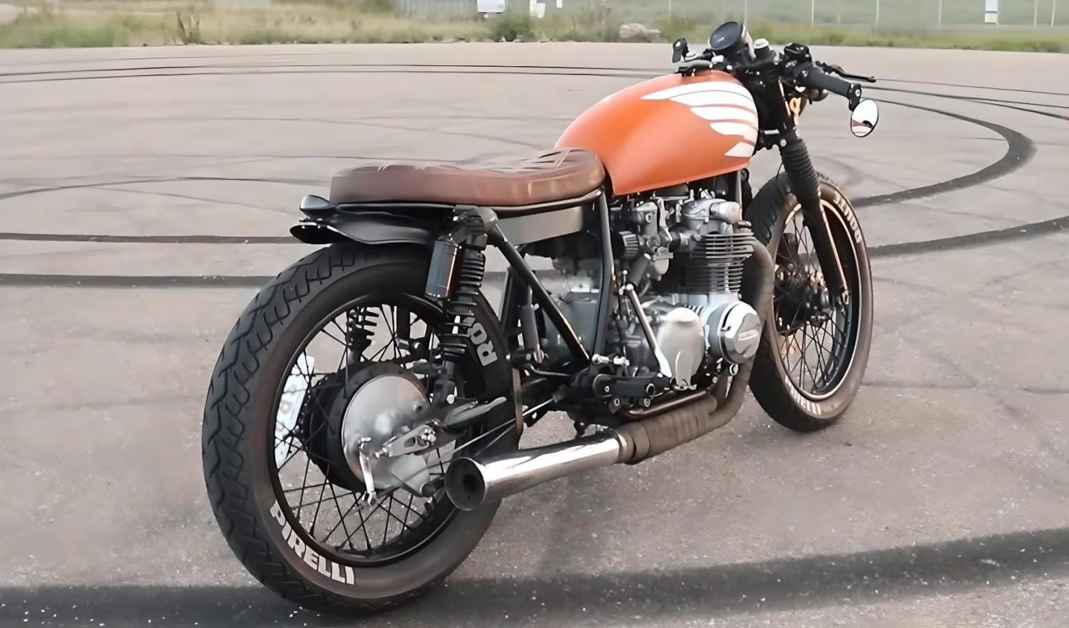 Can Two People Ride a Cafe Racer? 6 Simple Two‑Up Tips - AGVSPORT