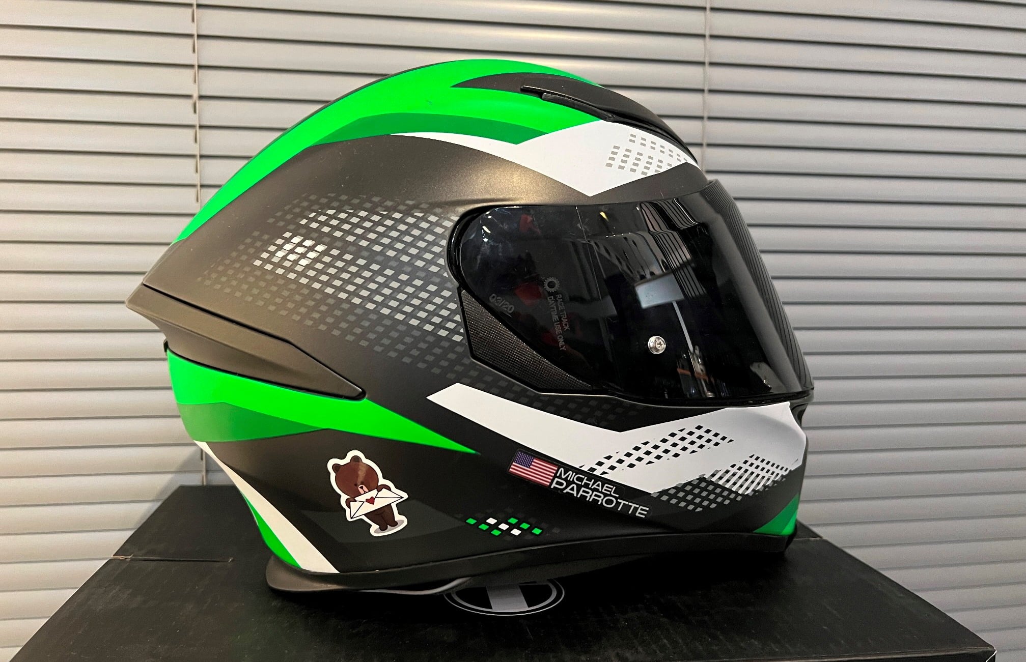 Is White Helmet Better Than Black? Loud Colors Save Lives - AGVSPORT