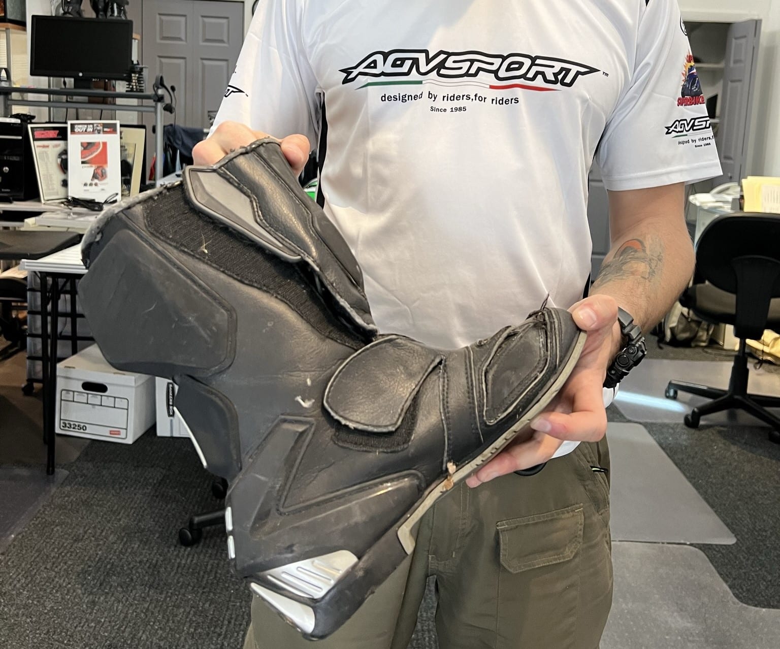 Top 5 Best Motorcycle Boots For Beginners Under $300 - AGVSPORT