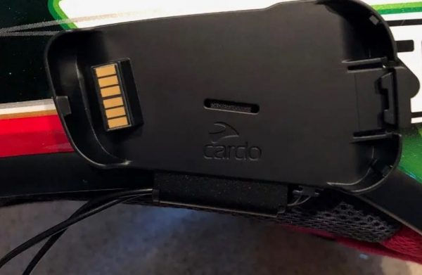 Cardo Packtalk Bold vs. Slim: Decoding 5 Differences in Comm Systems ...