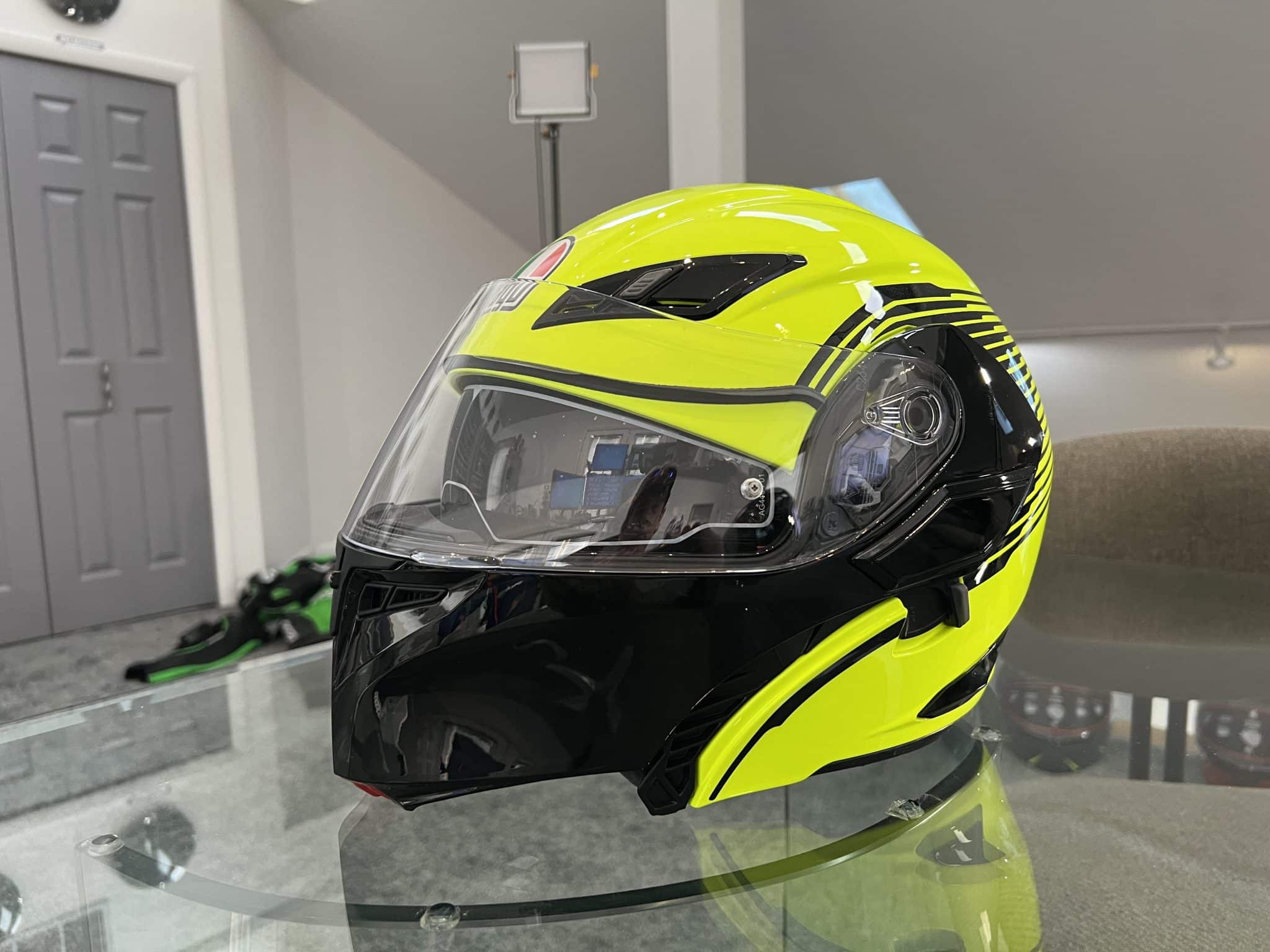 Top 5 Best Modular Helmets Under $300 - AGVSPORT