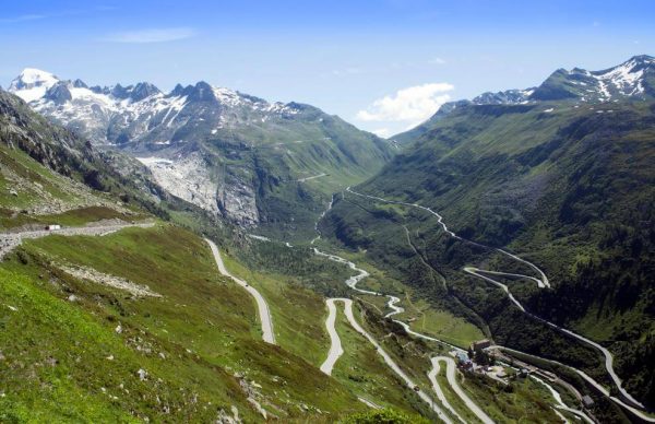 10 Best Alps Motorcycle Routes That Are Outta This World
